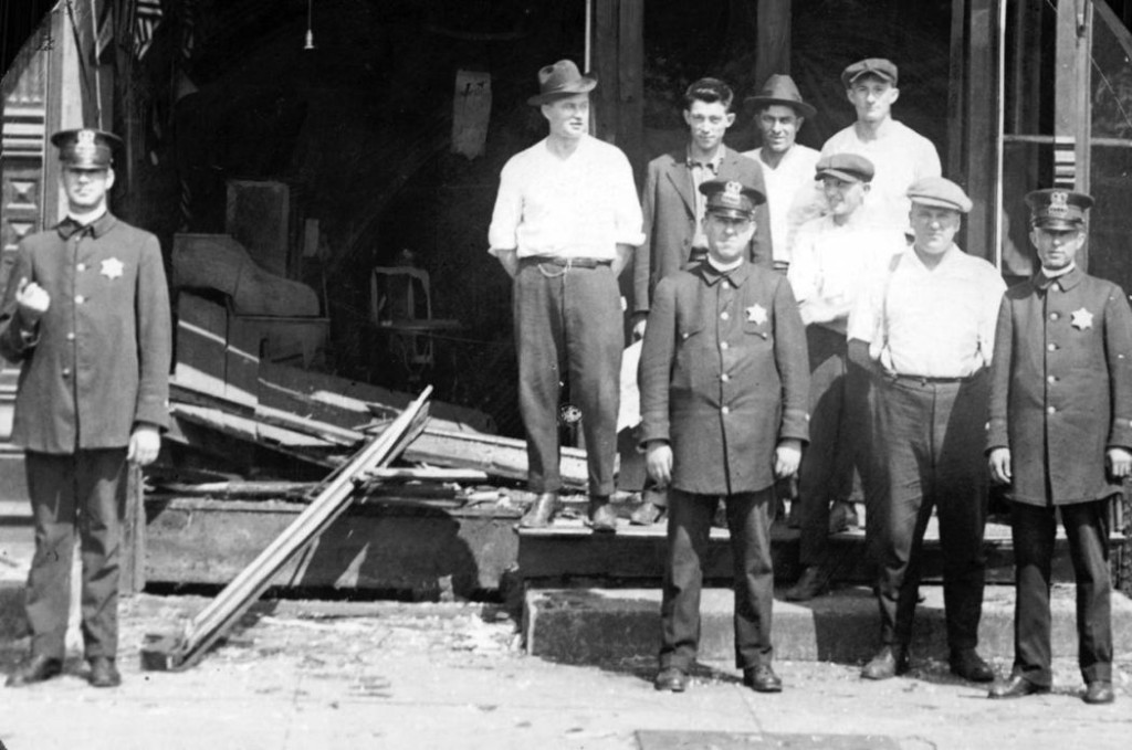 Vintage: Chicago’s 1919 race riot | MONOVISIONS - Black & White ...