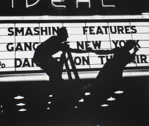 Biography: City Life/Street photographer Louis Faurer | MONOVISIONS ...