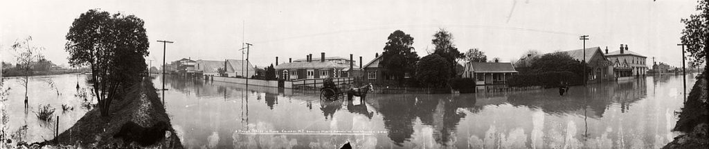 Vintage: Panoramic photos of New Zealand by Robert Percy Moore (1920s ...