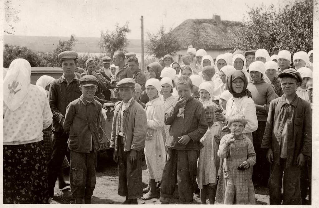 Vintage: Everyday Life of Soviet People during World War II ...
